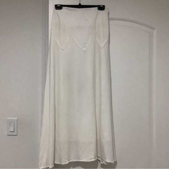 Junee | Skirts | Junee White Midi Skirt | Poshmark